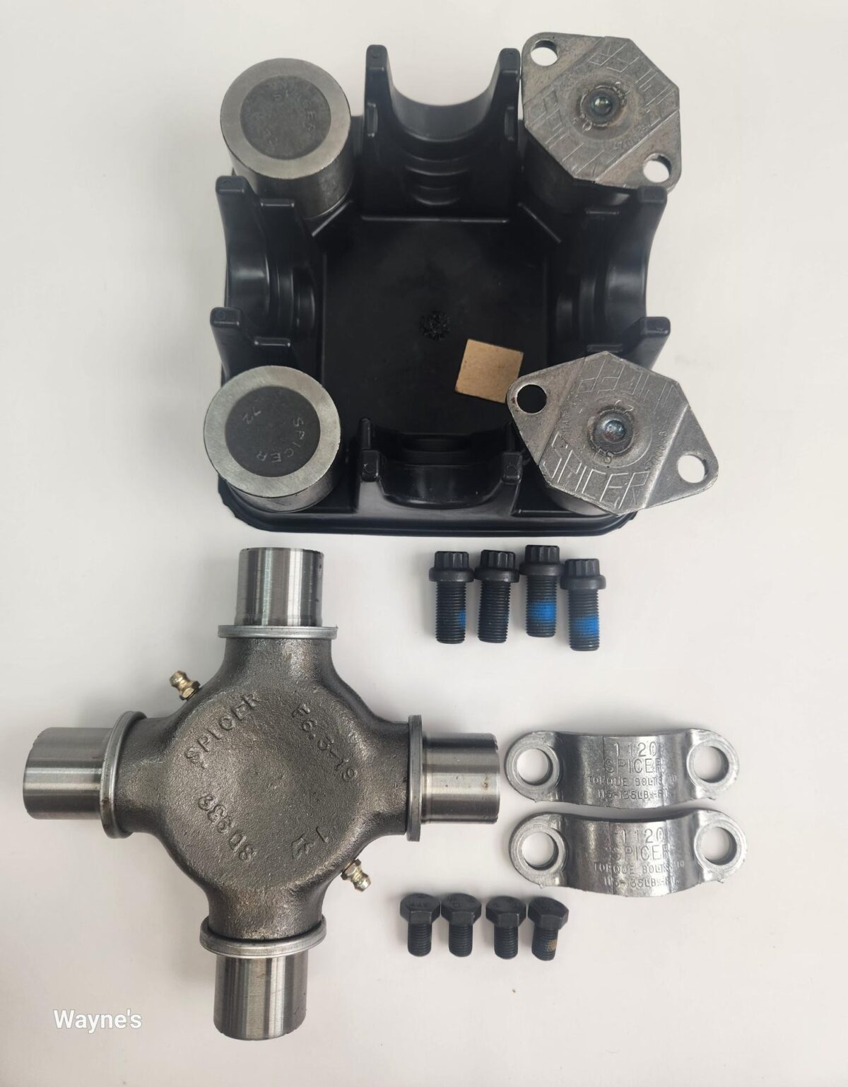 Mack Truck 5-677X U-Joint Kit - Space Coast Group